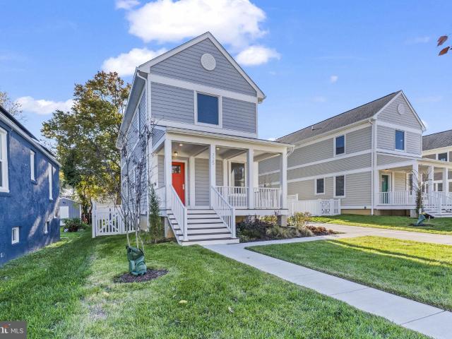 725 60th Pl, Capitol Heights, MD 20743 | MLS #MDPG2183
