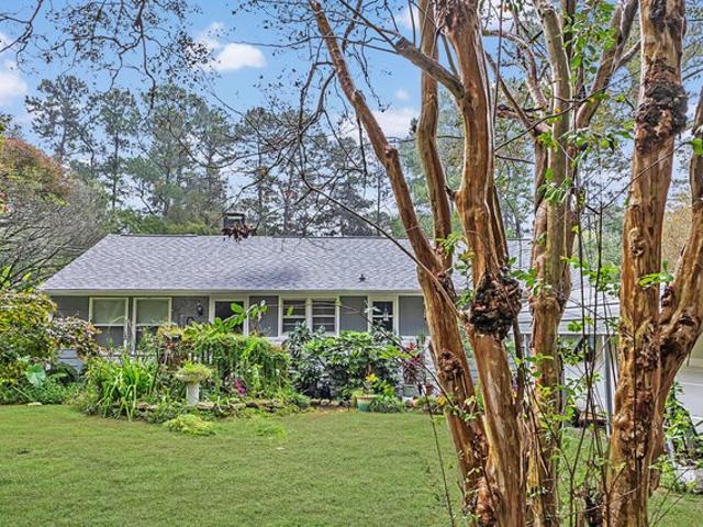 725 Colonial Dr, Raleigh, NC 27603