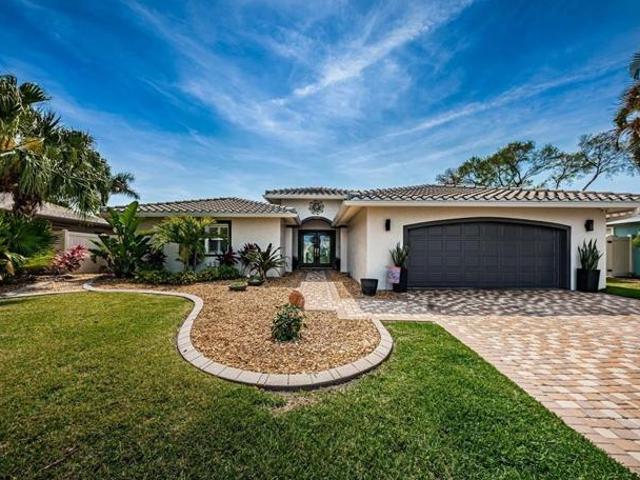 725 Capri Blvd, Treasure Island, FL 33706