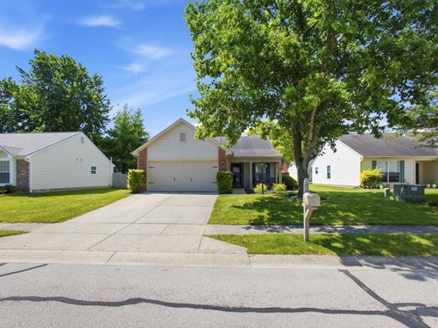 725 Chestnut Ln, Brownsburg, IN 46112