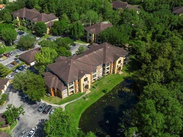 725 Crest Pines Dr #416, Orlando, FL 32828
