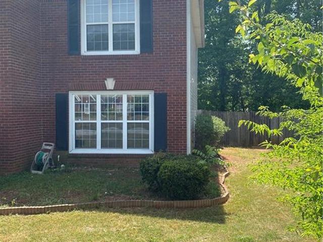 725 Cricket Hill Trail