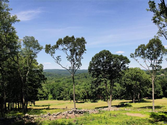 725 Croton Lake Road
