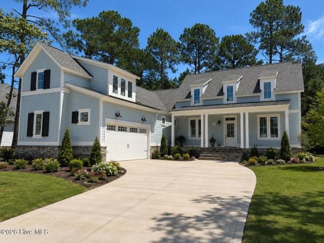725 Breezewood Dr SE, Bolivia, NC 28422