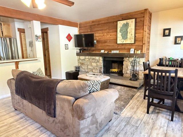 725 Granlibakken Bear Paw Rd Unit 33, Tahoe City, CA 96145