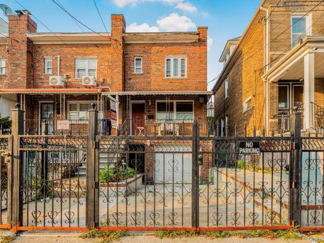 725 E 230th Street