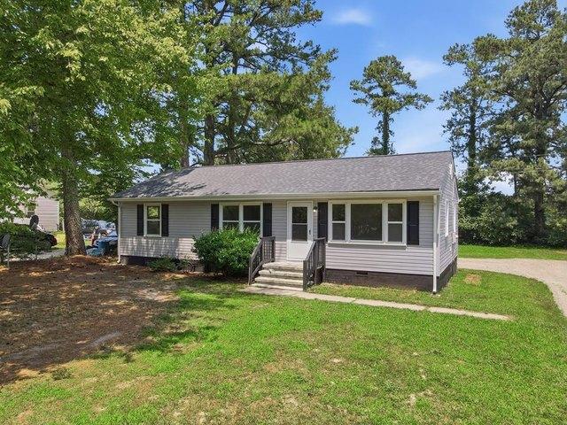 725 Faucetts Rd, Tappahannock, VA 22560