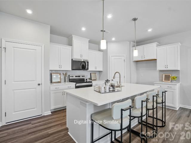 725 Flatiron Drive # 164