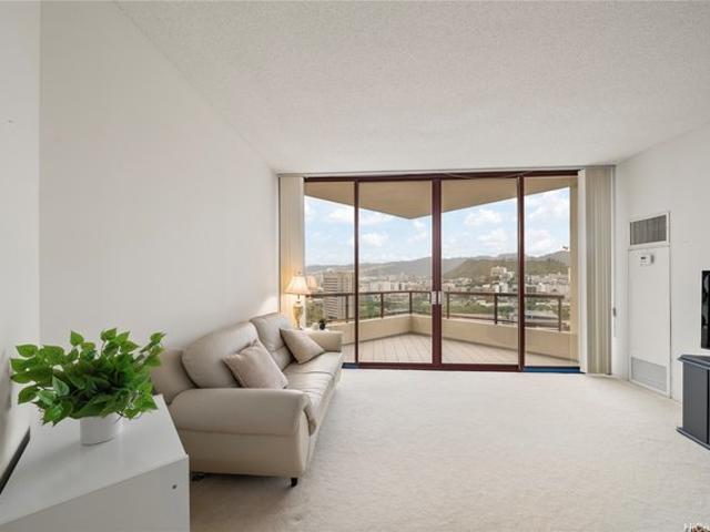 725 Kapiolani Blvd Apt 2205, Honolulu, HI 96813