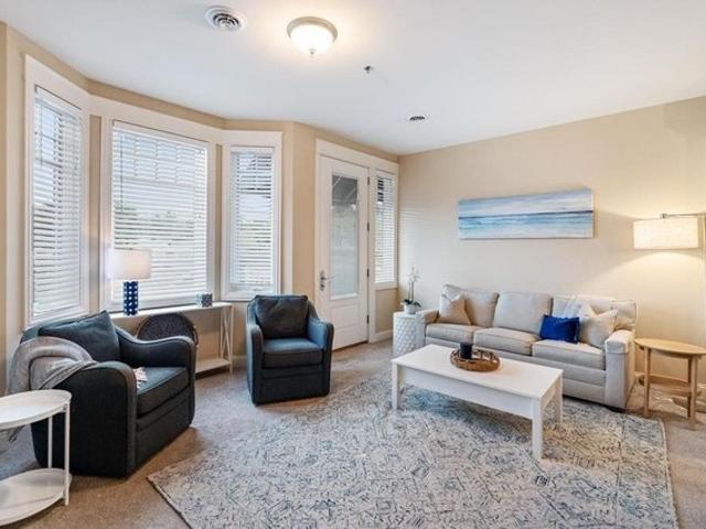 725 Harbor Watch Dr Ste 311, Petoskey, MI 49770