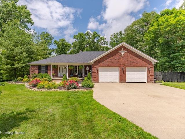 725 Hickory Woods Dr, Taylorsville, KY 40071