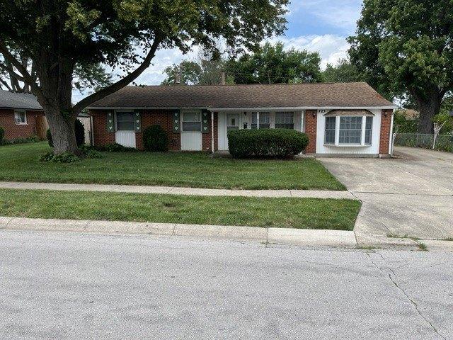 725 Hile Ln, Englewood, OH 45322