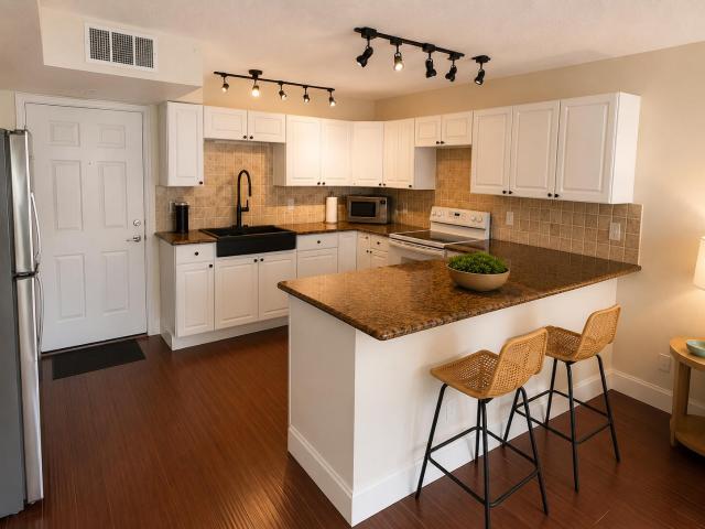 725 Hummingbird Way, Unit 210, North Palm Beach, FL 33408 | MLS #B26050