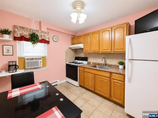 725 Joralemon Street # 31