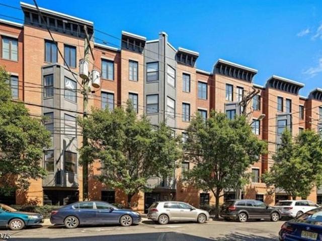 725 Jefferson St Apt 28, Hoboken, NJ 07030