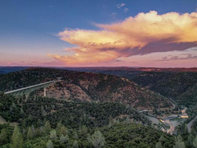725 Oakhaven Rd, Auburn, CA 95603