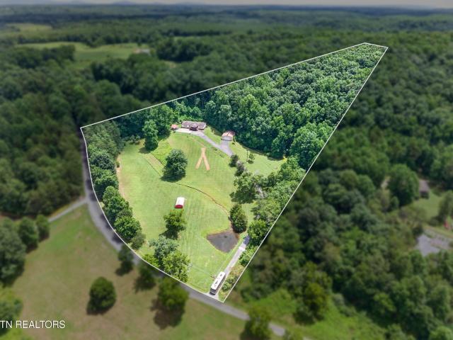 725 Old Flynns Cove Rd