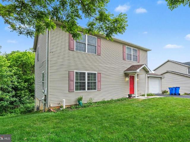 725 Lindenwood Lane
