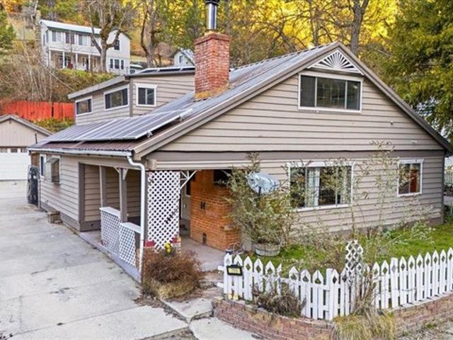725 Main St, Downieville, CA 95936