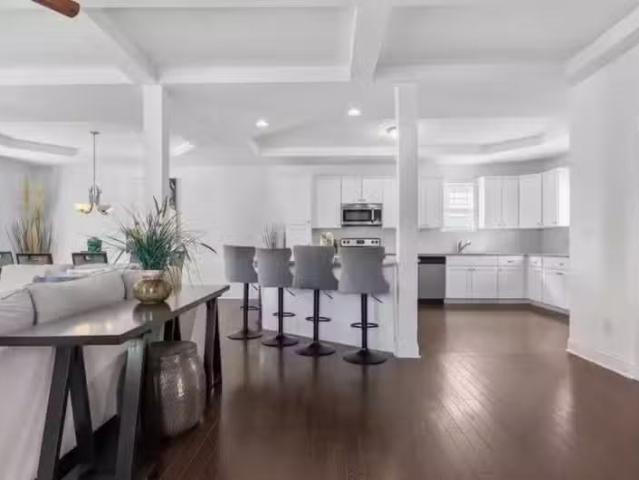 725 Mc Williams Rd SE, Atlanta, GA 30315 MLS 7557665