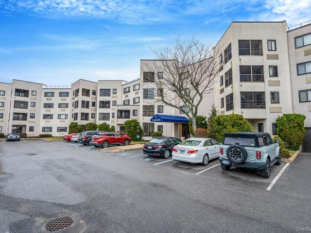 725 Miller Avenue 439