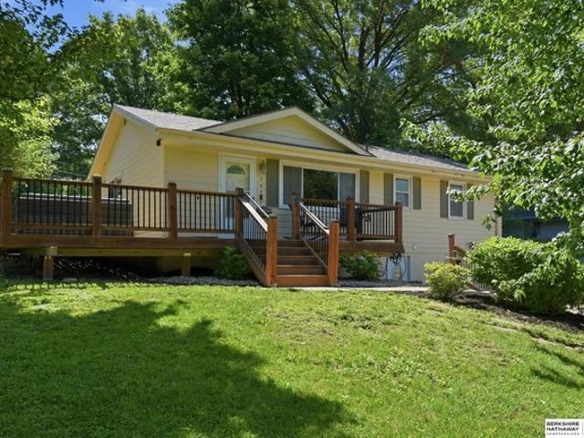 725 N Beadle St, Papillion, NE 68046