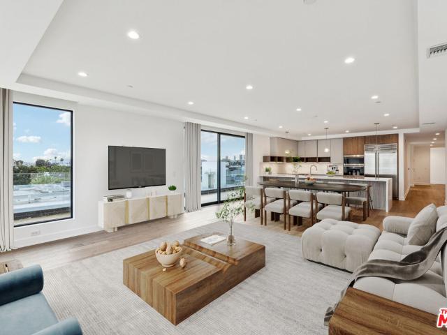 725 N Croft Ave, Unit 109, Los Angeles, CA 90069 | MLS #26663 | Compass