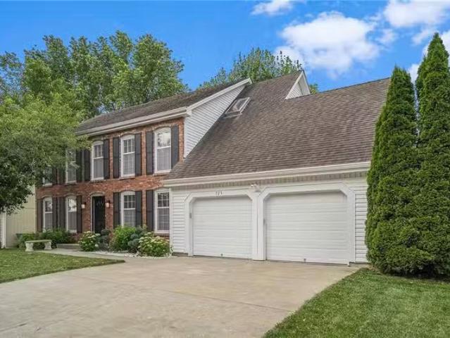 725 N PERSIMMON DR, OLATHE, KS 66061 Single Family Residence F.