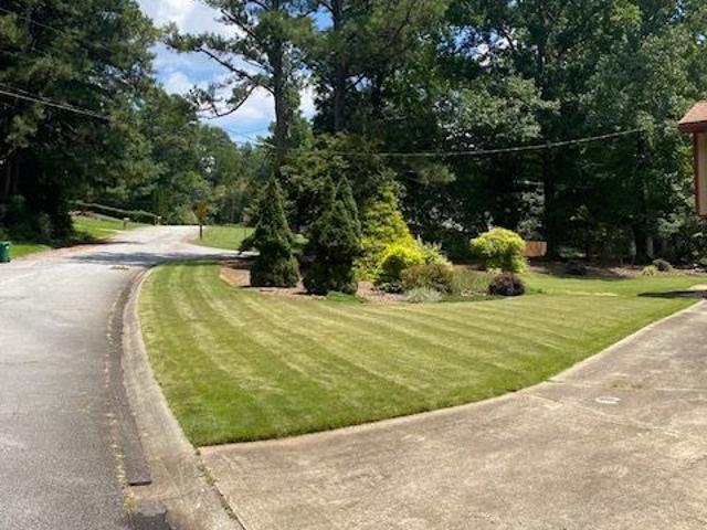725 Navarre Drive
