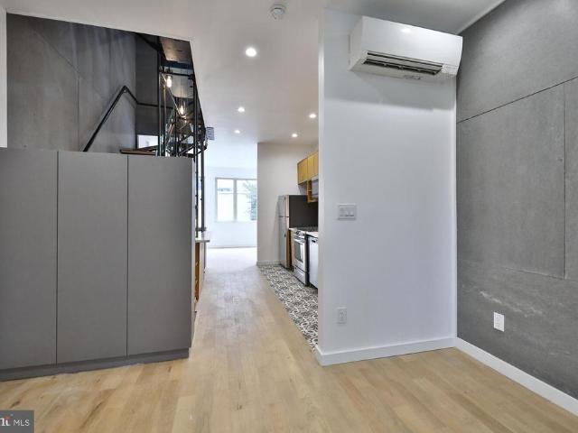 725 S 6Th Street