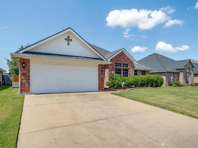 725 Snapper Dr, Burleson, TX 76028 | MLS #21227