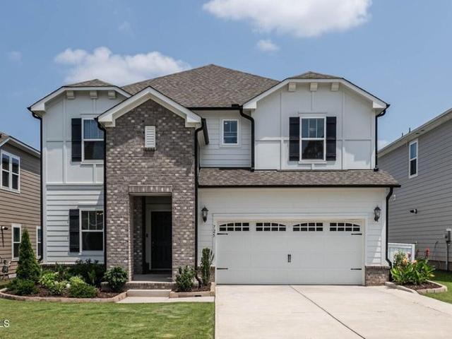 725 Sage Oak Ln, Holly Springs, NC 27540