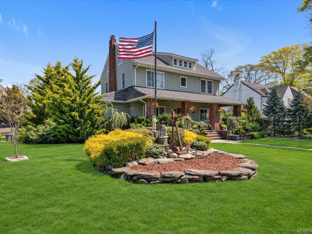 725 Scranton Avenue