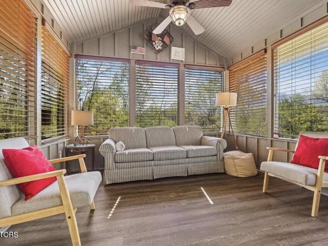 725 Sunshine Trail, Gatlinburg, TN 37738 | MLS #3302