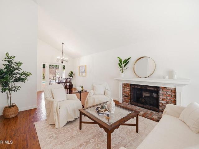 725 Pickford Court