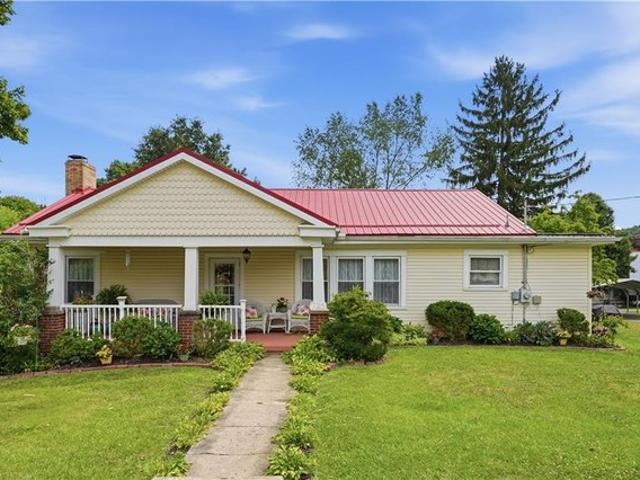 725 Pine Ave, Mars, PA 16046