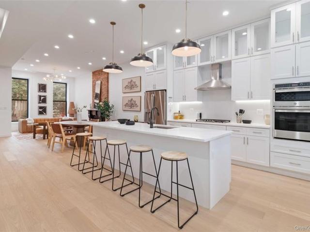 725 Quincy St, Brooklyn, NY 11221
