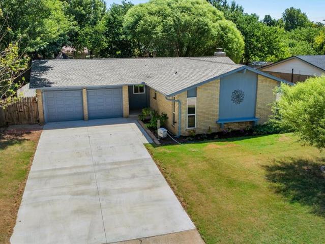 725 Ranchoak Drive