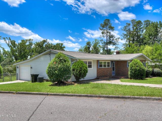 725 Riverview Drive