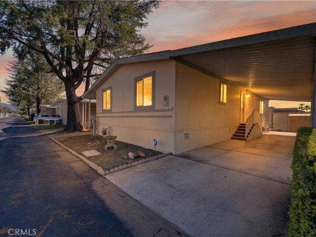 725 W Thornton Ave, Unit 10, Hemet, CA 92543 | MLS #IV26016