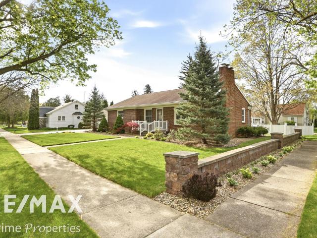 725 W Frank Street