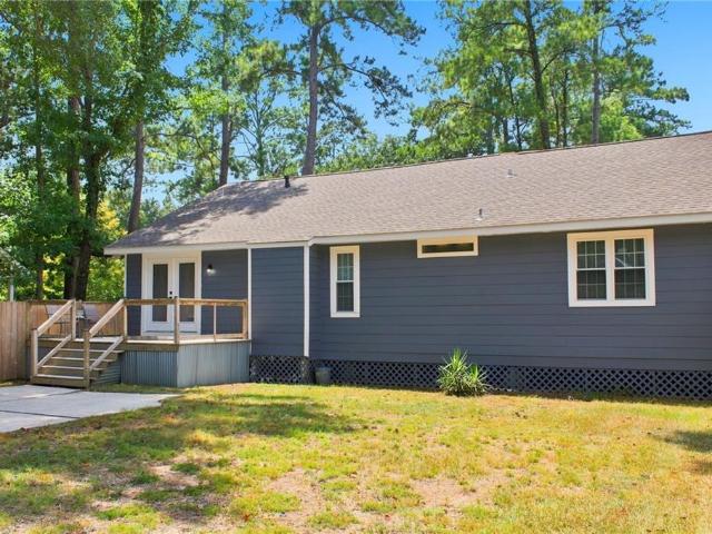 725 Willow Oak Lane