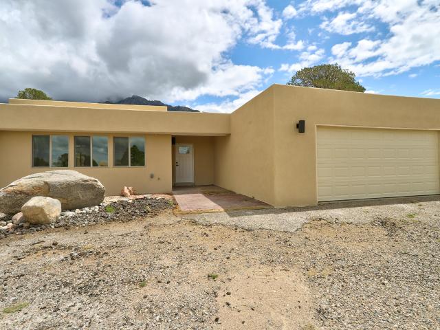725 Tramway Vista Court NE 14