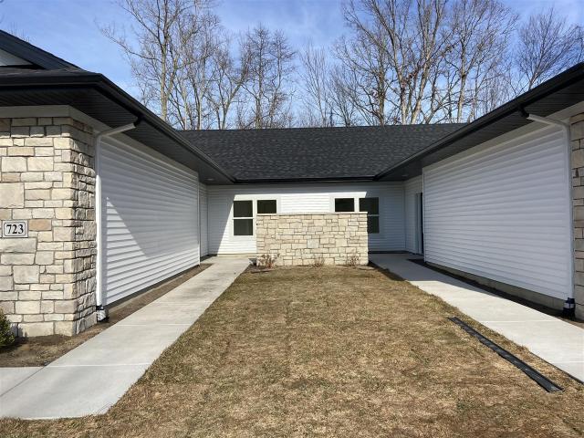 725 Violet Way