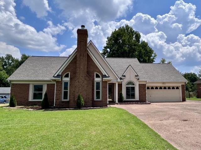7264 Flower Creek Dr, Southaven, MS 38671