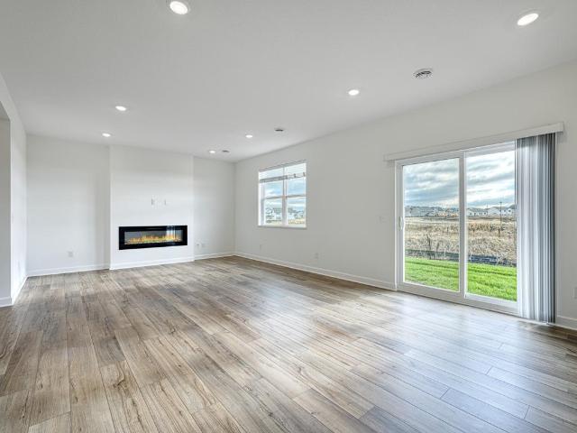 7264 rd Street W