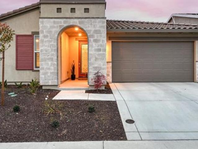 7265 Universal Ln, Roseville, CA 95747