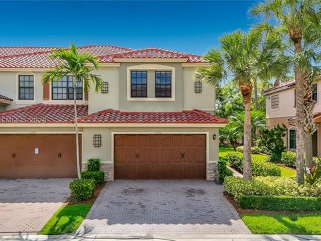 7266 NW 108th Way, Parkland, FL 33076
