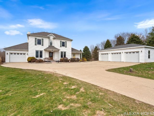 7266 Peddler Lake