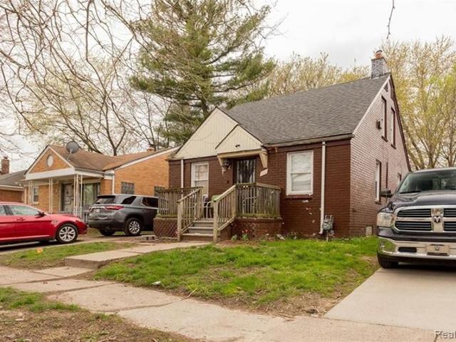7267 Mettetal St, Detroit, MI 48228